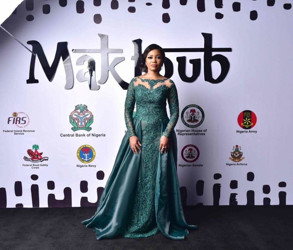 MAKTOUB Magazine's Mariam Mohammed Is an Emerald Vision in Walid ...