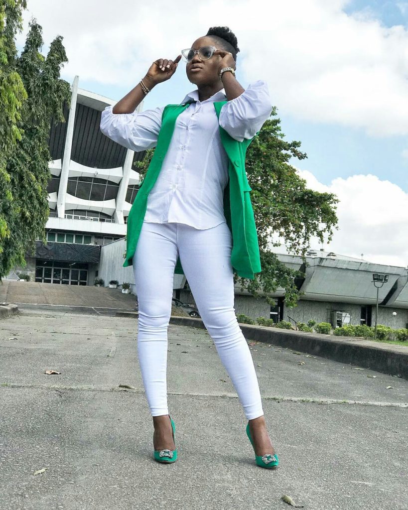 Feeling Patriotic? Here Are 10 Chic Independence Day-Inspired Outfits ...