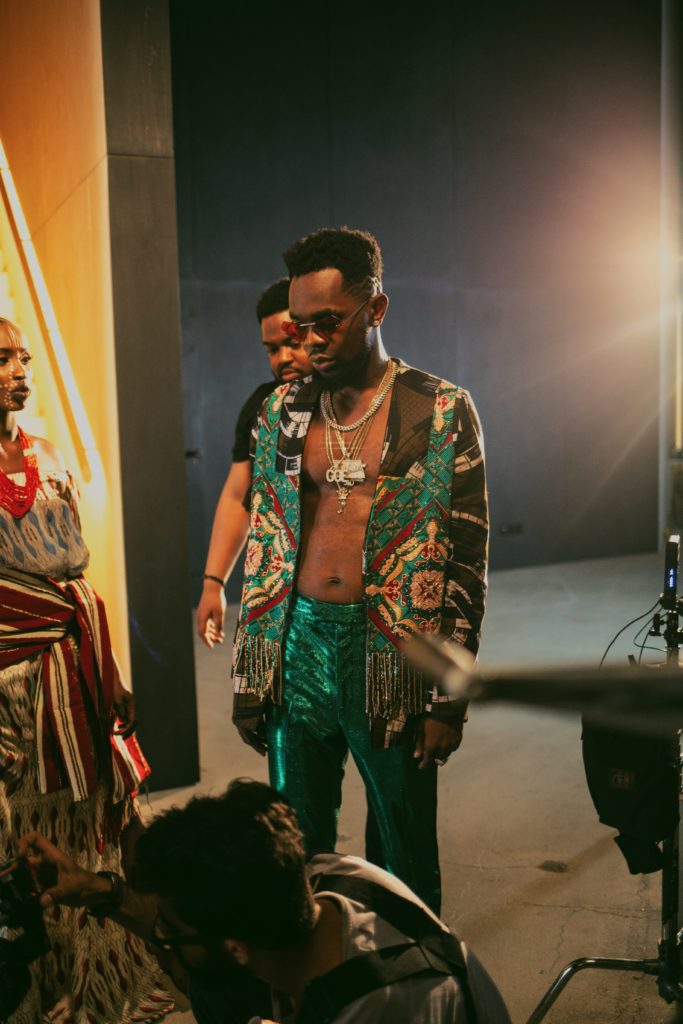 The Visually Rich, Alexander Julian Styled, Fela & The Kalakuta Queens ...