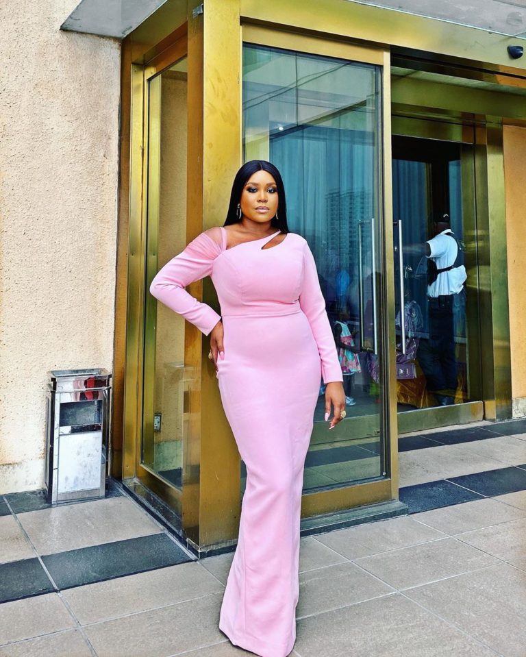 17 Looks That Defined Mimi Onalaja's "Style Star" Status In 2019! | BN ...