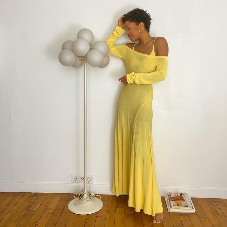 26 Outfits That Prove Ellie Always Serves Up Serious Glamour - Even in ...