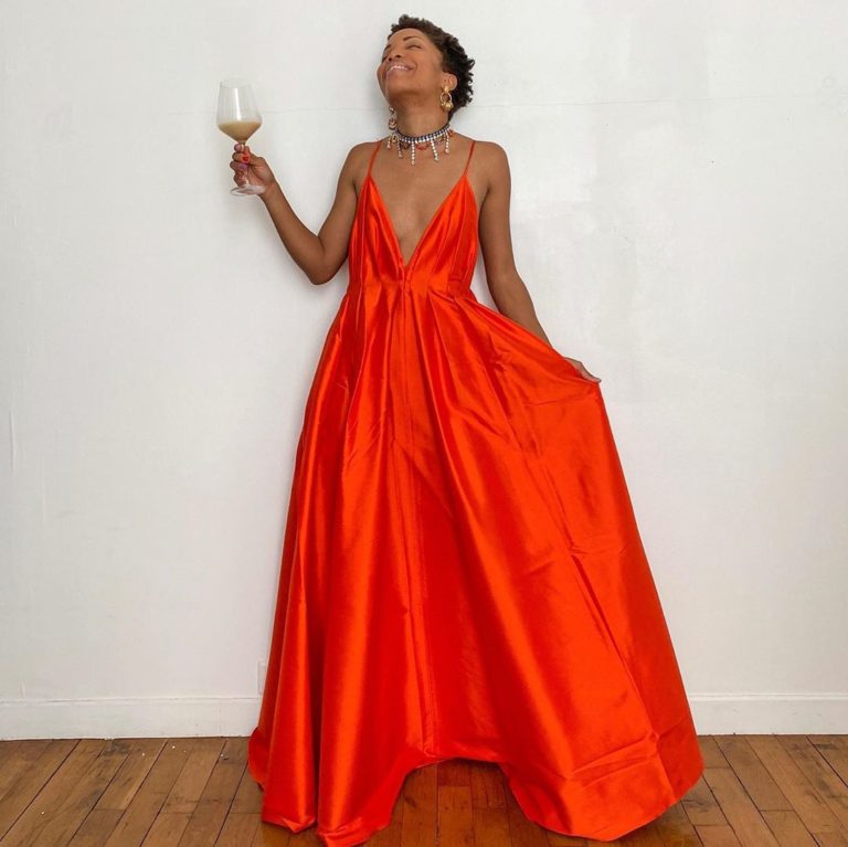 26 Outfits That Prove Ellie Always Serves Up Serious Glamour - Even in ...