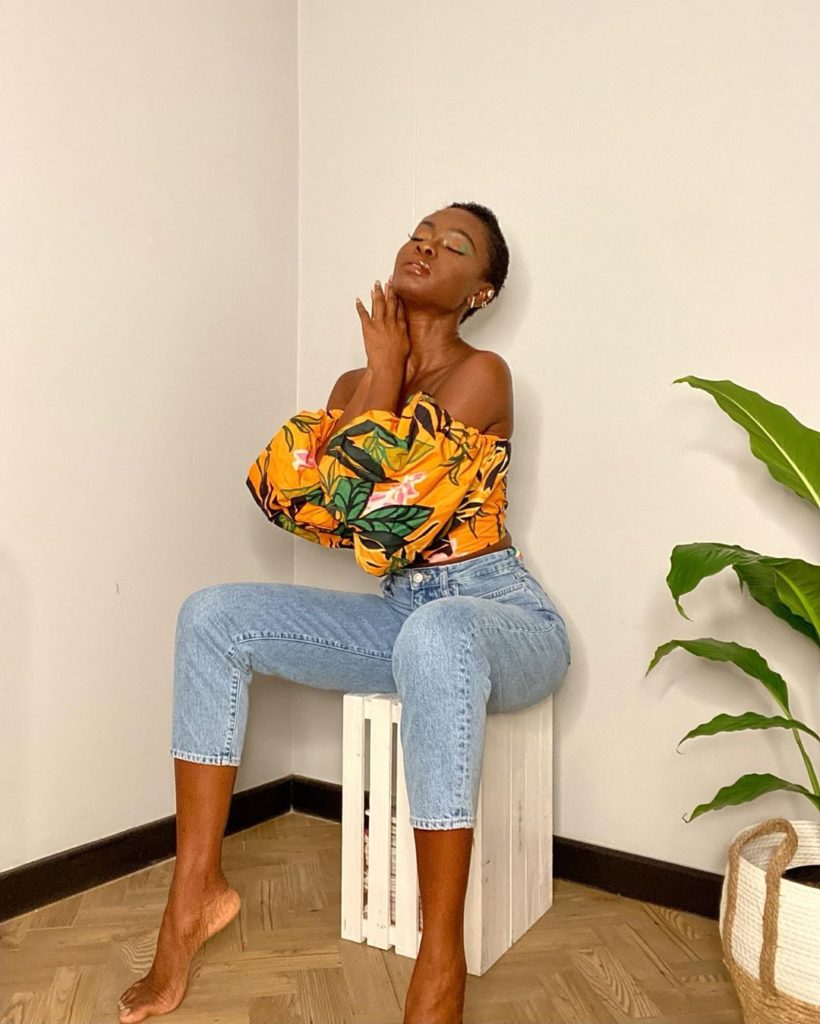 Adeola Ariyo Styled The Fabulous Summer Top That Just Won't Quit (And ...
