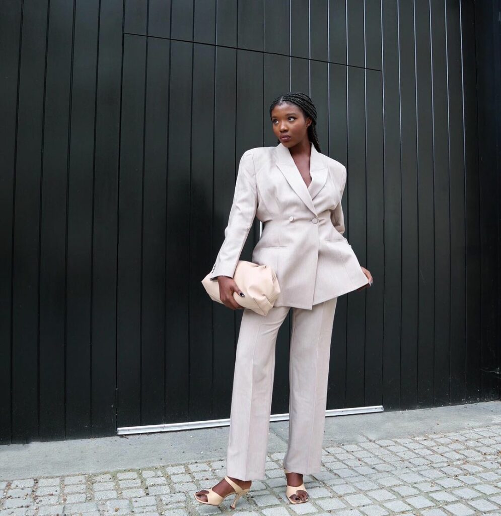 7 Must-Have Tips to Ensure You're Looking Stylish the Entire Week ...