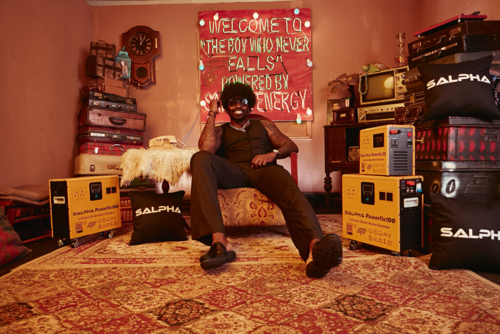 Nostalgia, Glamour & Cinema: Every Look Worth Seeing At The 70s-themed ...