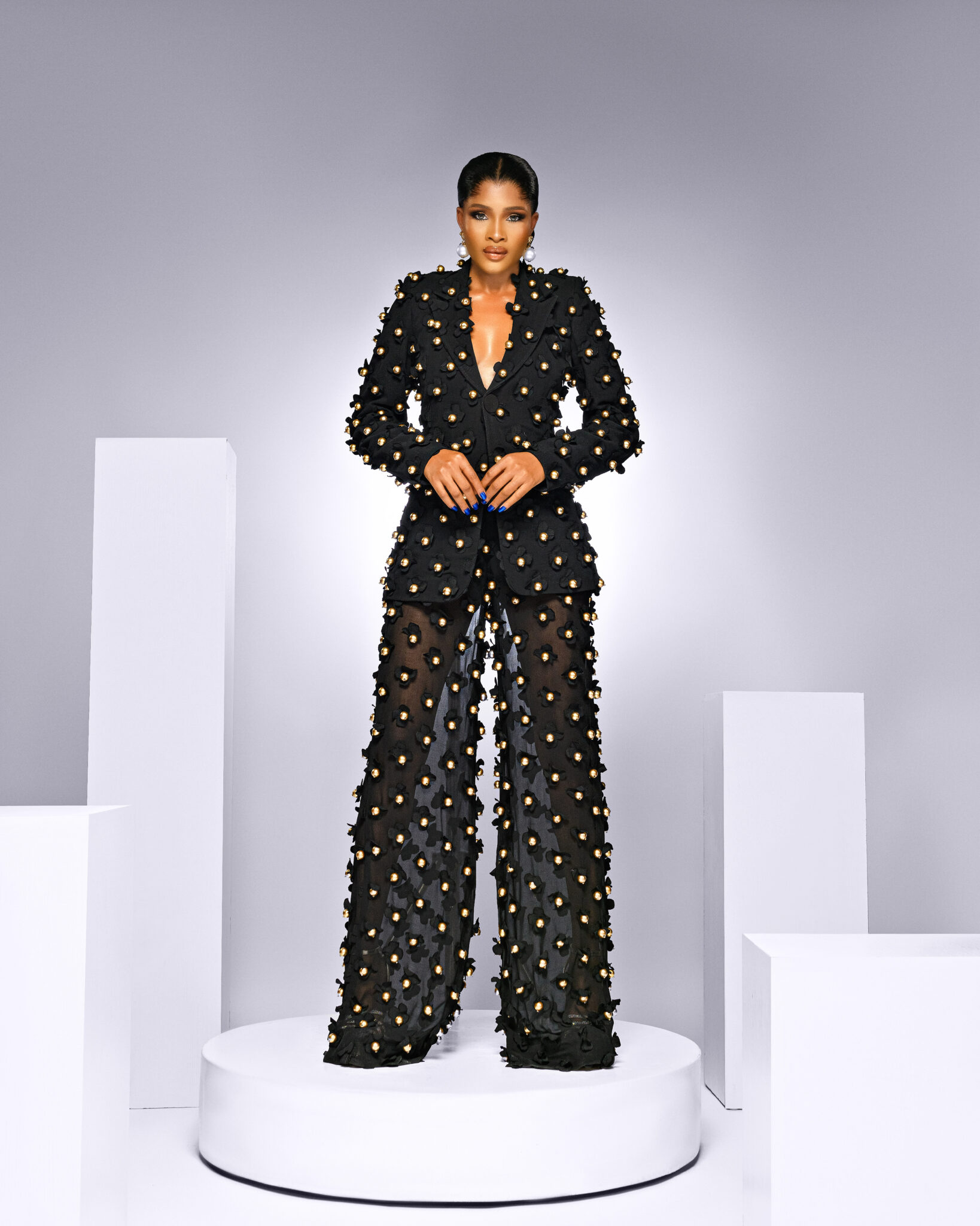 This Is 'An Ode To Victoria' — A Medlin Couture Collection Unveiled At ...