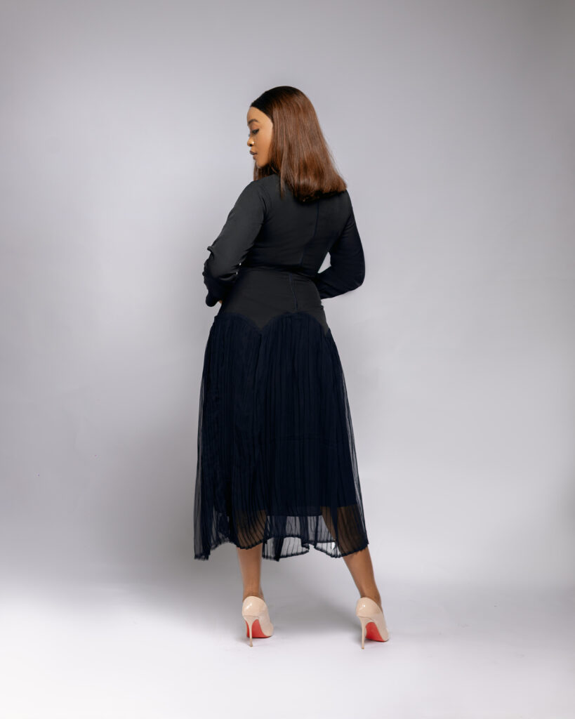 Adéy Soile's "THE WOMAN" Collection Is the Definition of Boss Babe ...