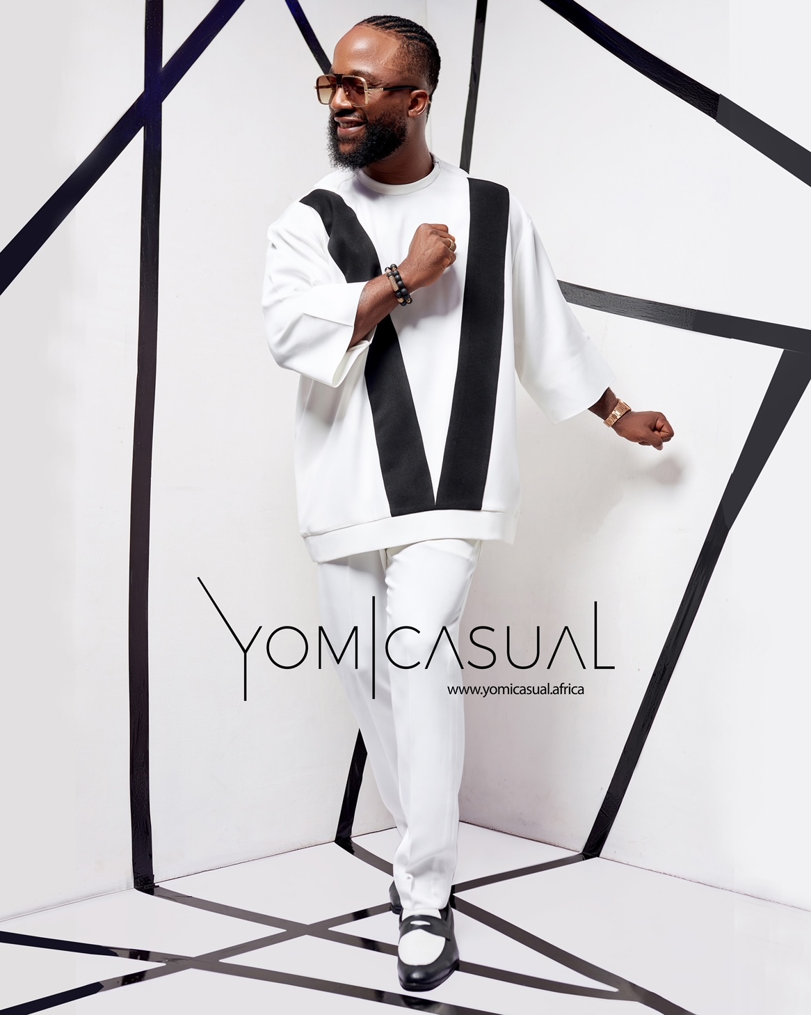 Iyanya & Deyemi Okanlawon Model Yomi Casual's Yuletide Collection ...