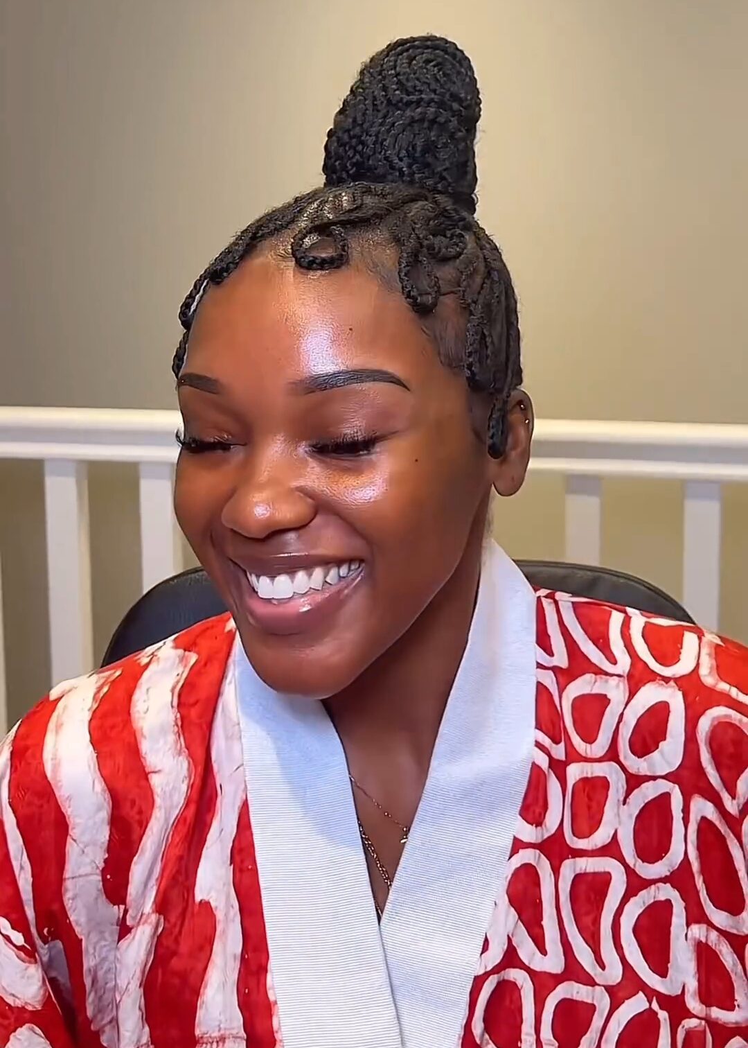 Unique Hairstyle Alert: Check Out this Stunning Vintage Braided Updo on ...