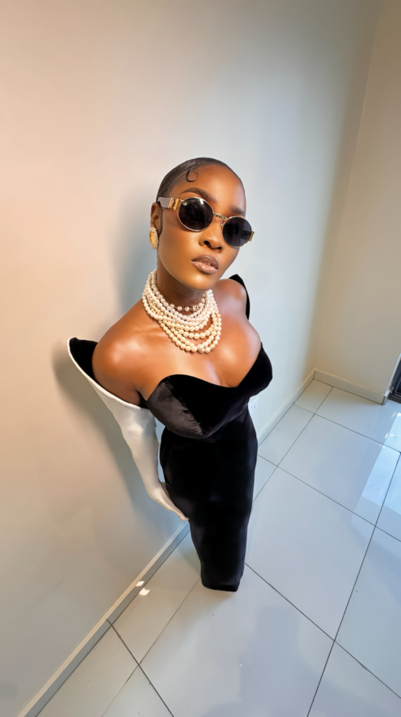 Toni Tones Made a Classy Statement in Style Dejavu at the Smart Money ...